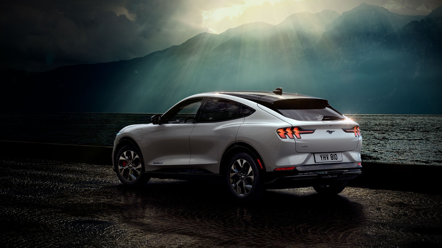 Nouvelle Ford Mustang Mach-E - Le SUV 100% électrique | Ford BE